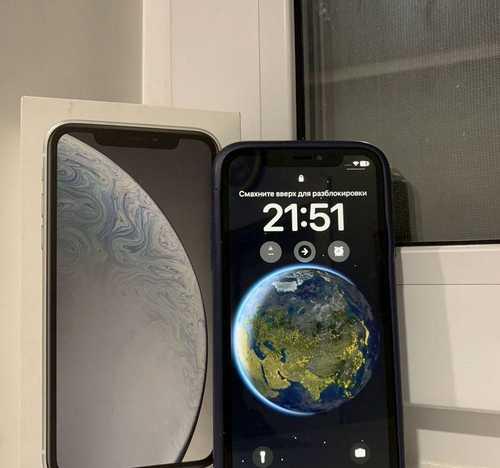 iPhone Xr, 64 ГБ