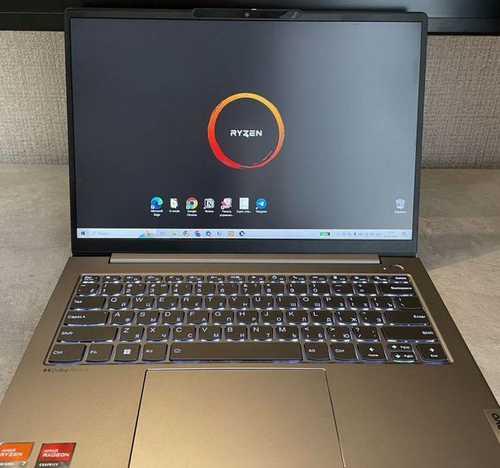 Lenovo ThinkBook 14 g5+ APO