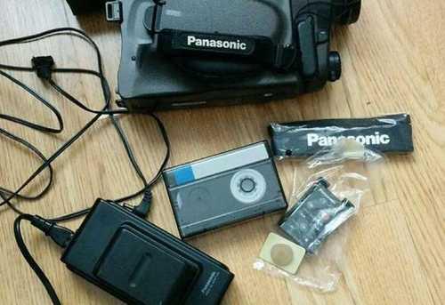 Видеокамера VHS-C Panasonic NV-RX7EN