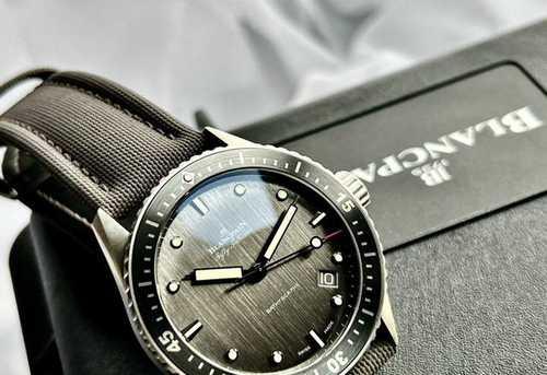 Часы Blancpain Fifty Fathoms Bathyscaphe Titanium