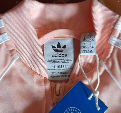 Спортивный костюм adidas оригинал детский р 104