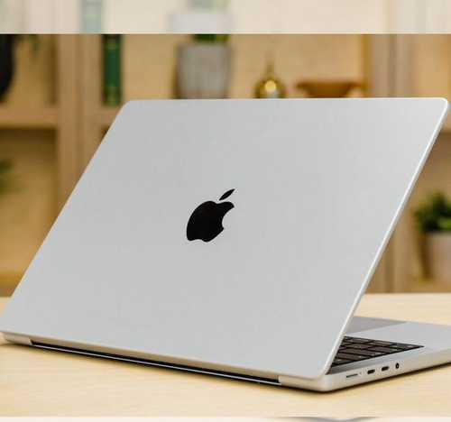 Apple macbook pro 14 M3 8/512 Silver