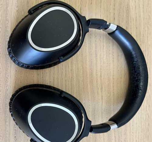 Беспроводные наушники Sennheiser PXC 550