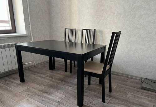 Стол со стульями на кухню