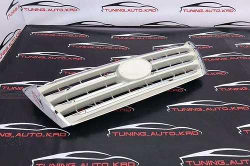 Решетка радиатора Toyota Land Cruiser Prado 150 LX