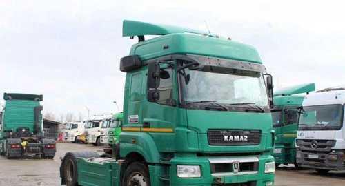 В разборе кабина KAMAZ 5490
