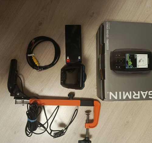 Garmin striker Vivid 4cv с датчиком GT20-TM