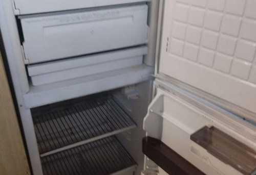 Холодильник бу Бирюса двухкамерный 150*60 Доставка