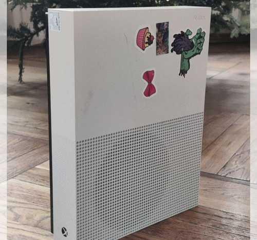 Xbox One S 1000 гб