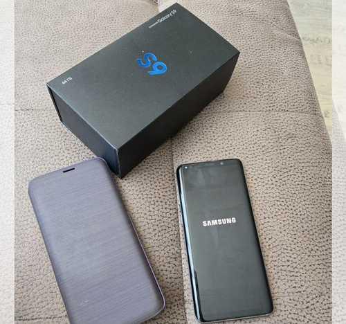 Samsung Galaxy S9, 4/64 ГБ