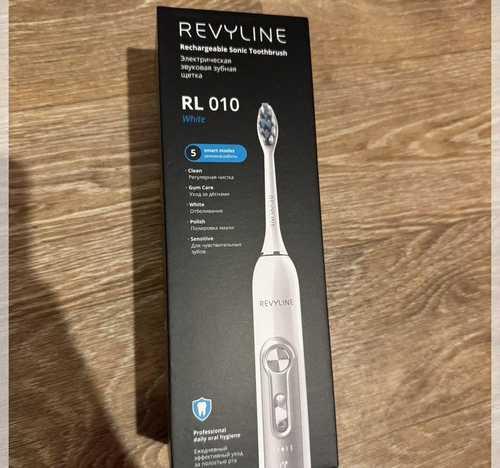 Электрическая зубная щетка Revyline RL 010