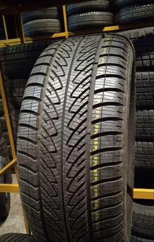 Goodyear UltraGrip 8 Performance 235/55 R17