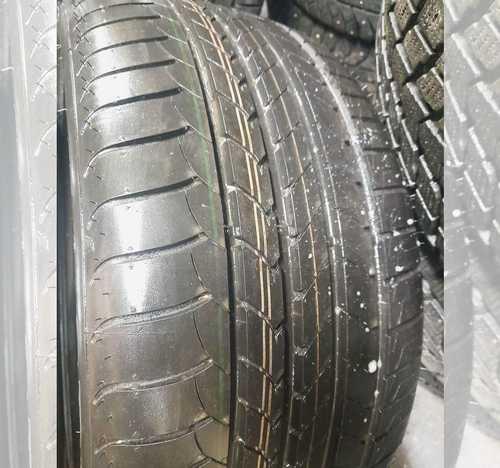 Goodyear EfficientGrip 245/45 R19 101Y