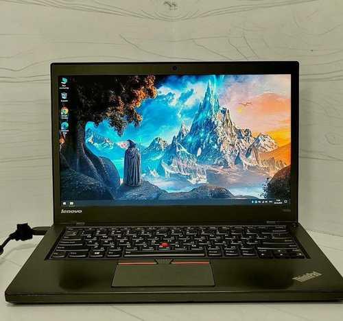 Ноутбук для игр учебы работы Lenovo ThinkPad i5