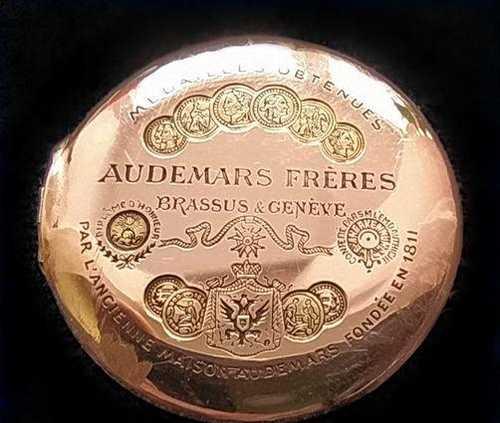 Золотые крышки от часов Audemars Freres