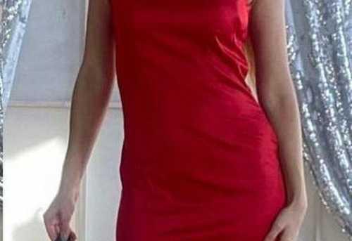 Красное платье на одно плечо 42-44