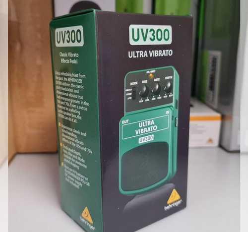 Behringer UV300 классическое вибрато