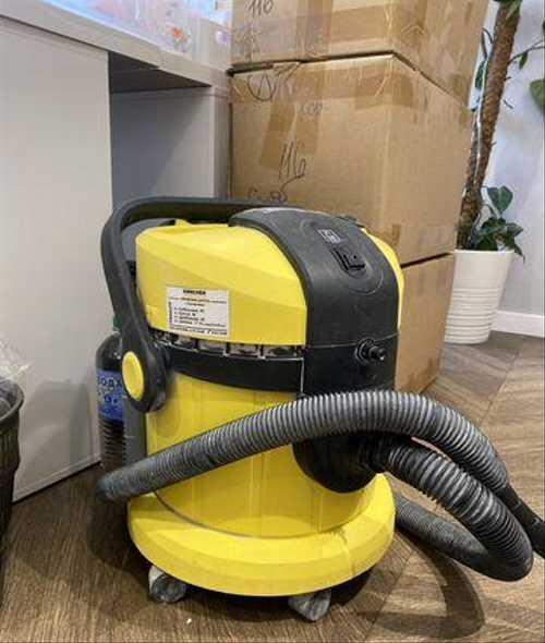 Моющий пылесос Karcher SE 4001