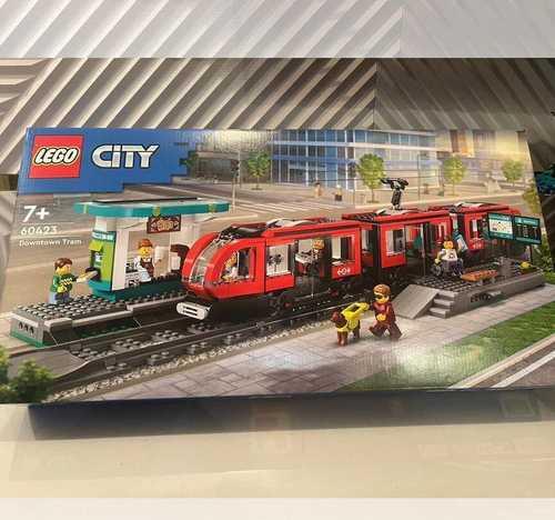 Lego City Трамвай и остановка в городе,60423