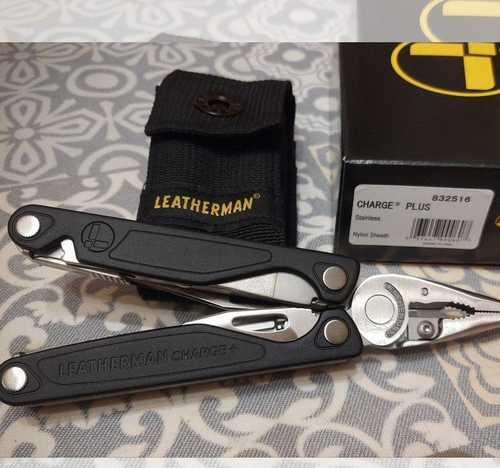 Мультитул leatherman charge plus