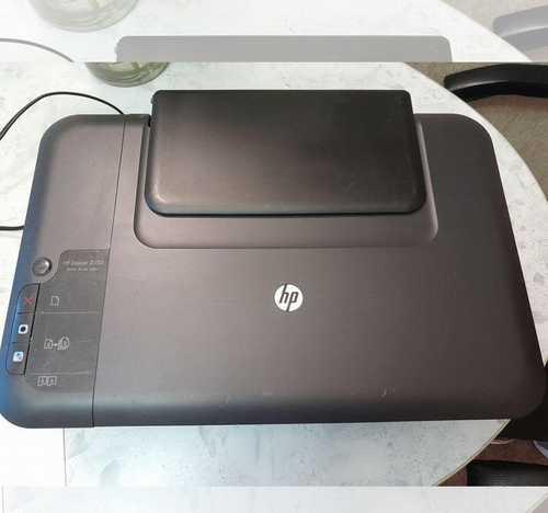 Цветной принтер HP deskjet 2050