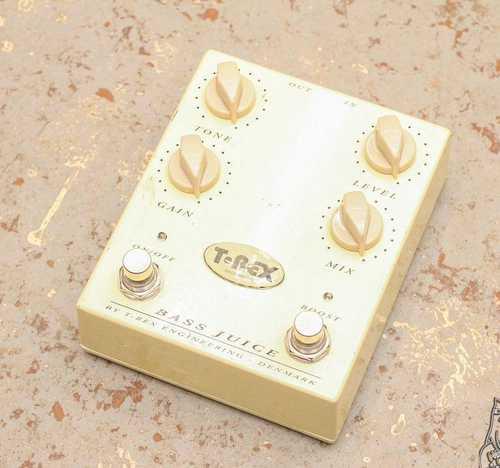 T Rex Bass Juice Distortion