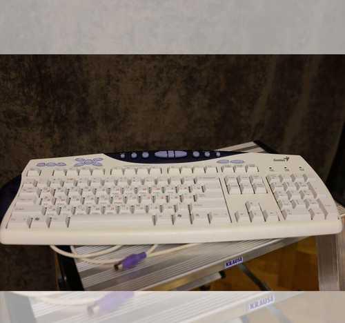 Проводная клавиатура Genius Comfy KB-0210 сост отл