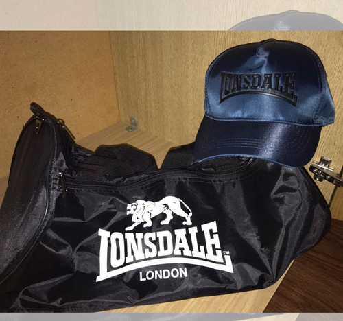 Сумка мужская спортивная lonsdale