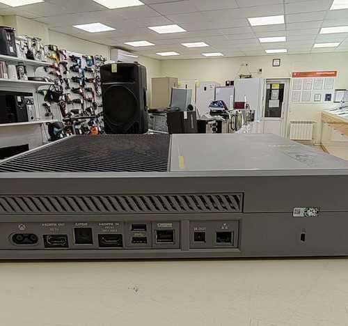 Игровая приставка Xbox One 1 TB