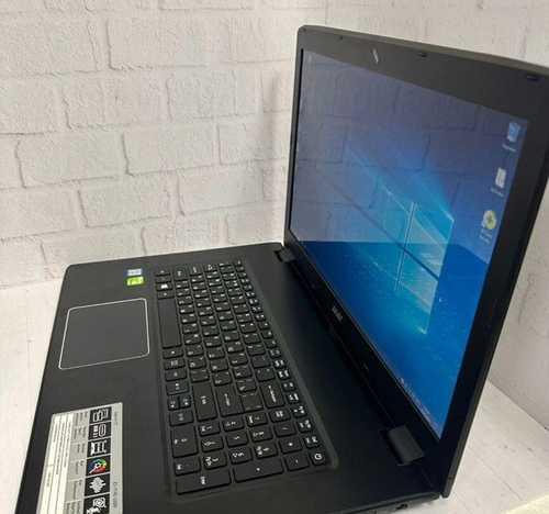 Ноутбук Acer Aspire E13 (полный комплект)