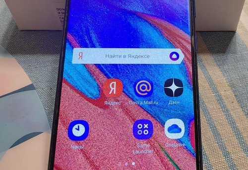 Samsung Galaxy A40, 4/64 ГБ