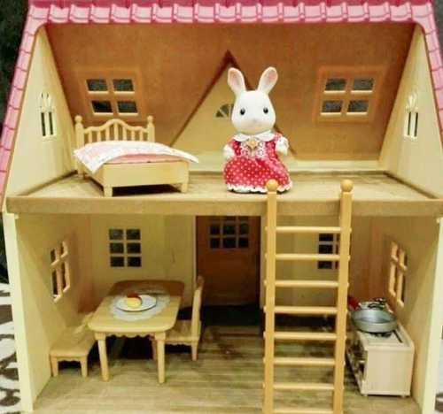 Кукольный домик с мебелью Sylvanian families