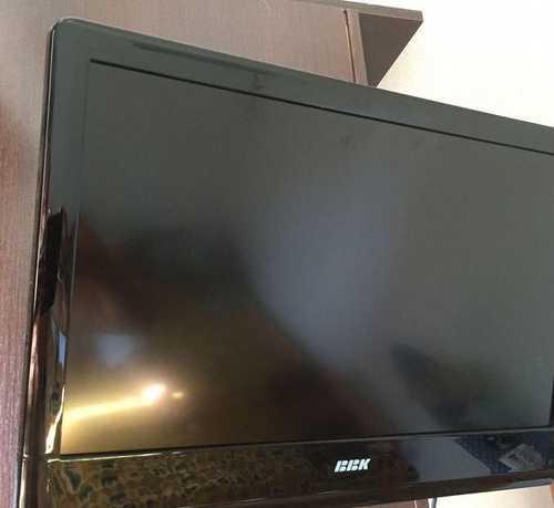 Телевизор BBK 22" LCD/DVD combo с hdmi