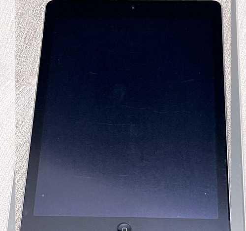 Apple iPad Air (1-го поколения)