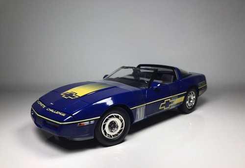 Chevrolet Corvette C4 1:18