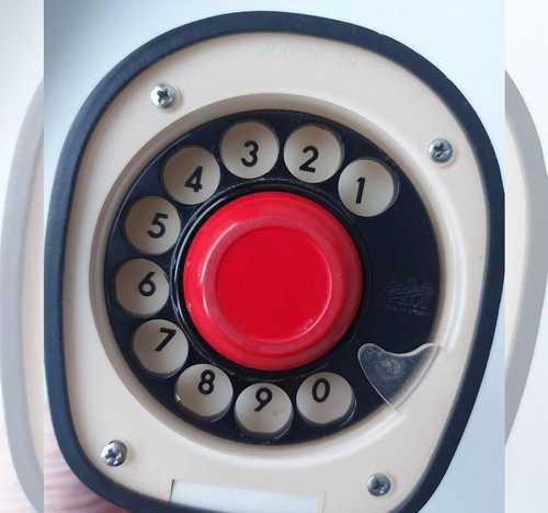 Телефон Ericsson Cobra 1968 год