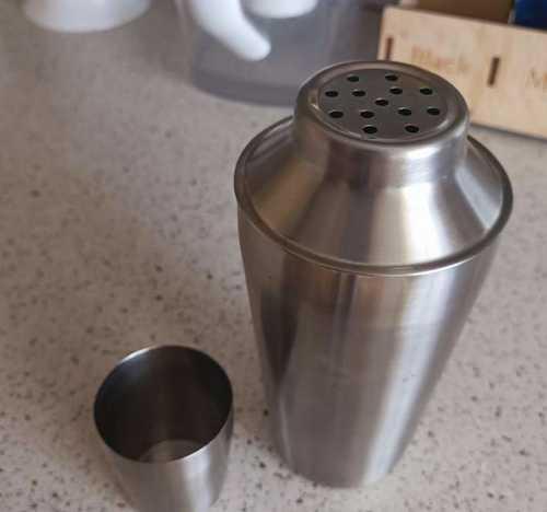 Шейкер коктейлей 0,5 L