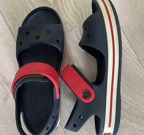 Сандалии Crocs j3