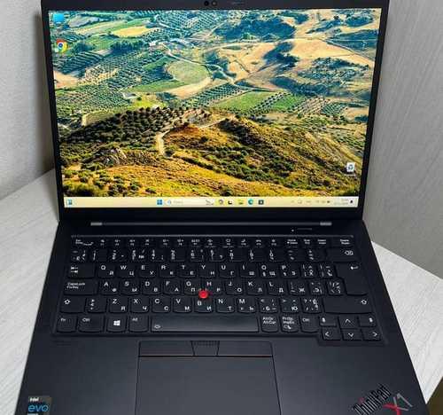 Thinkpad x1 Carbon Gen 9 i5-1145g7, ssd256, ram16