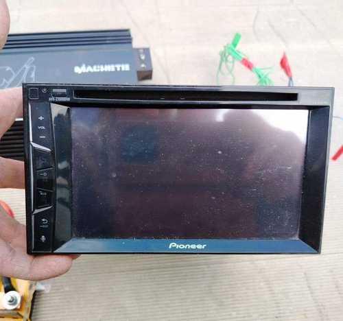 Магнитола Pioneer AVH-Z1000DVD