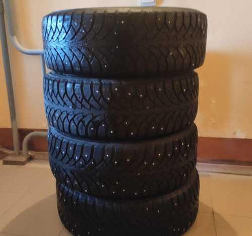 Nokian Tyres Nordman 4 (205/55 R16) колеса в сборе