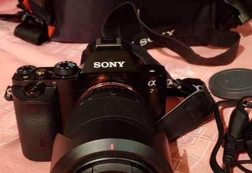 Беззеркальная камера Sony A7 KIT28-70