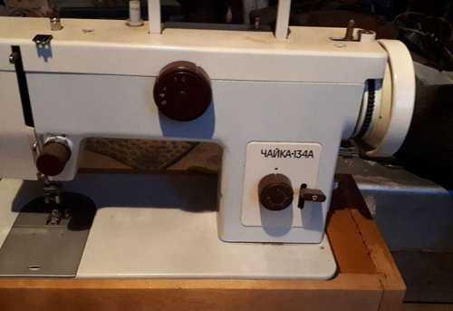 Швейная машинка Чайка 134 a
