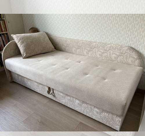 Диван, тахта, кровать 200*90