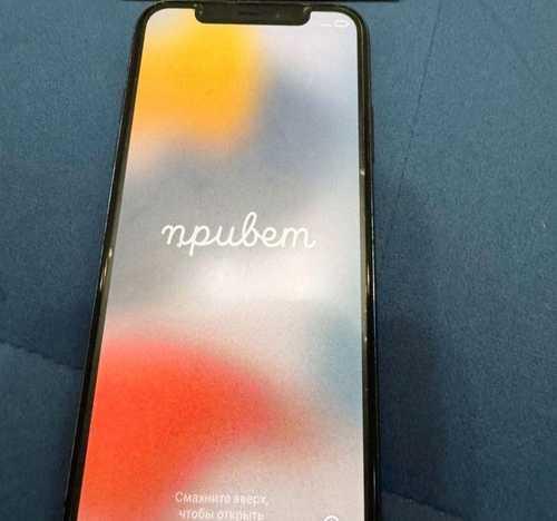 iPhone X, 64 ГБ