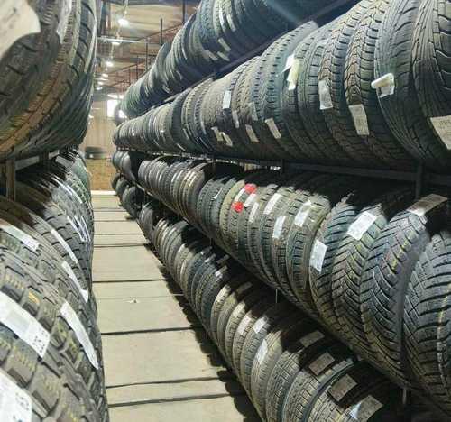 Dunlop Winter Maxx SJ8 235/65 R17 108R