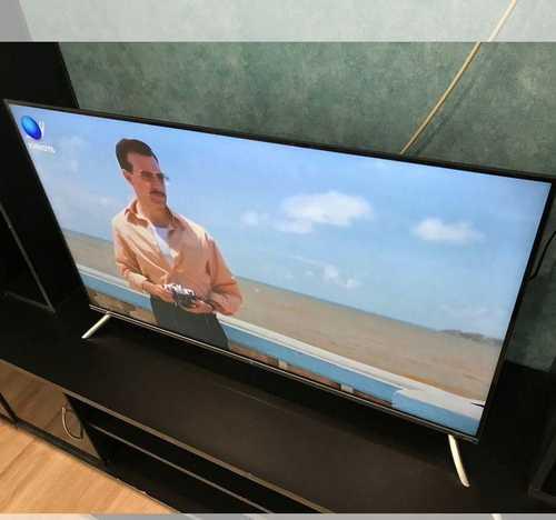 43" (109 см) LED-телевизор dexp A431 серый