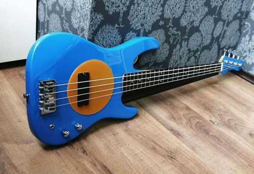 Flea Bass Model-32 Water Bass