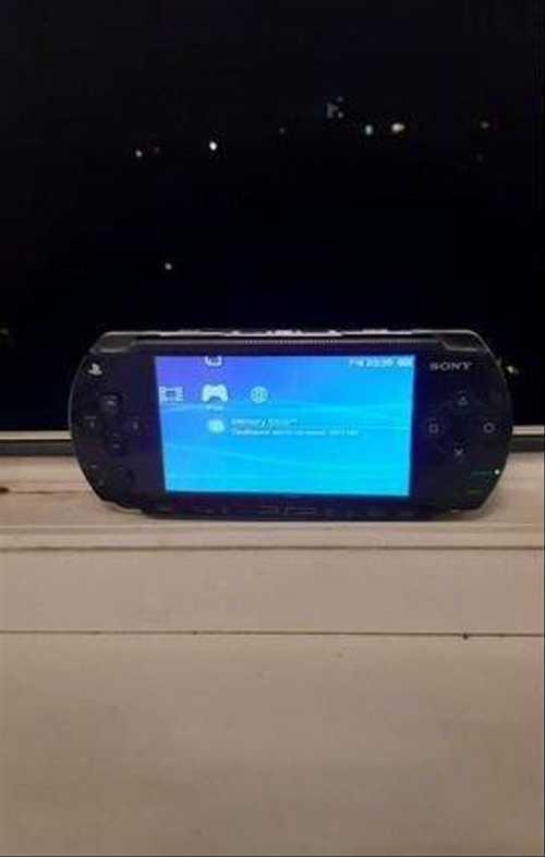Sony PSP 1004 (прошитая)