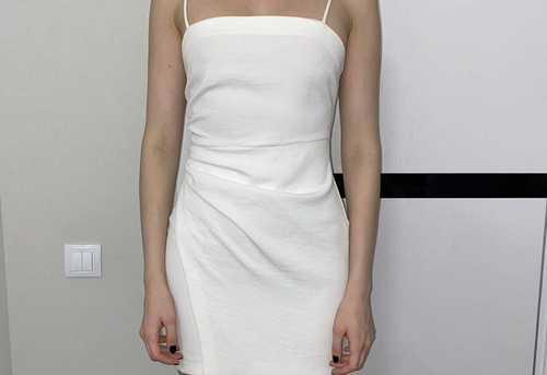 Белое короткое платье Zara